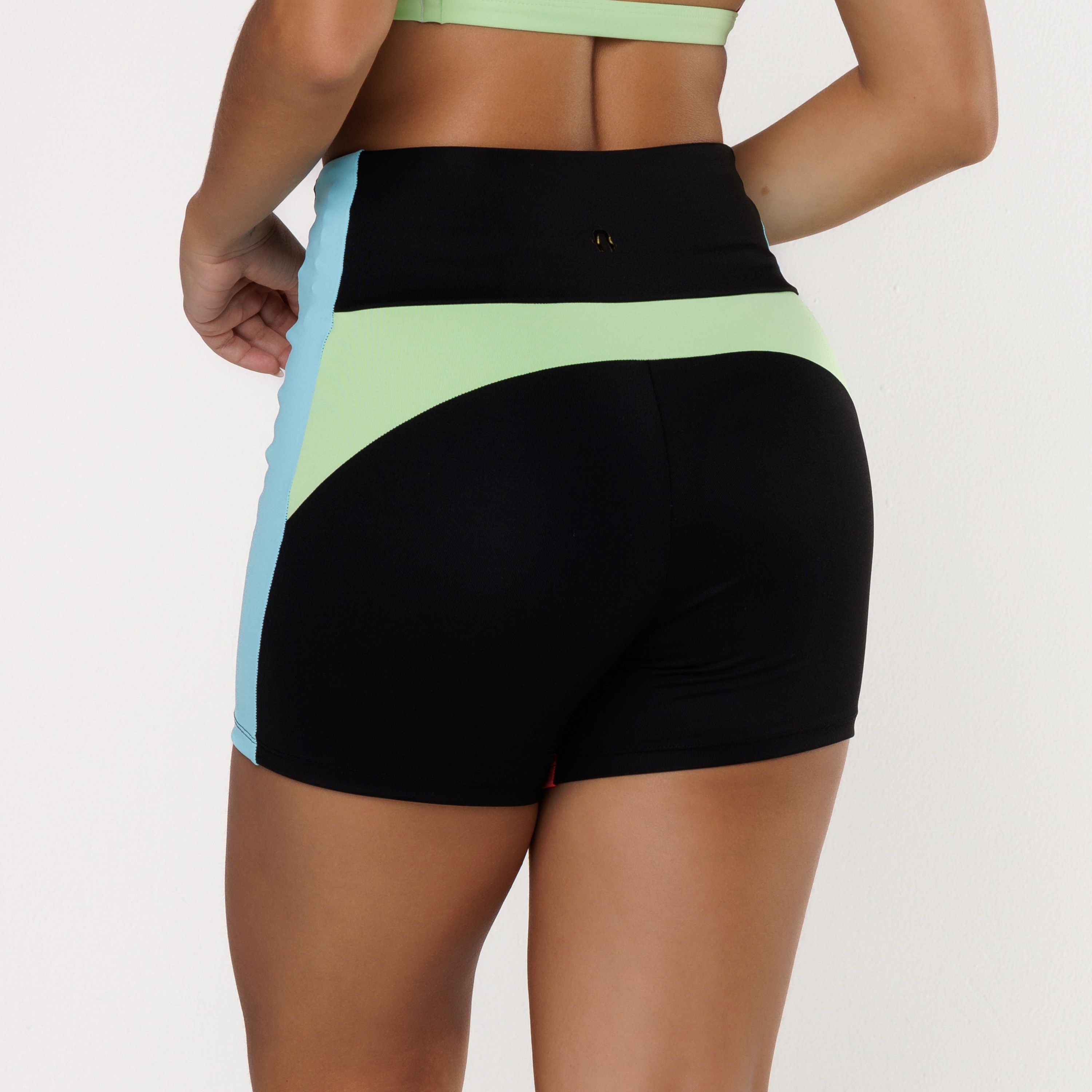 Short Intensive Preto - Cacto